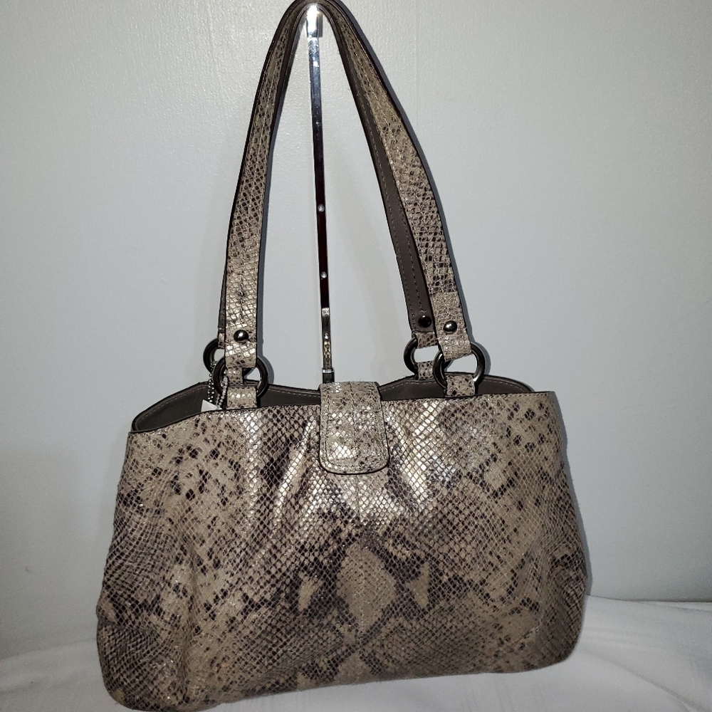 Coach F19679soho Embossed Exotic Python Leather Shoul… - Gem